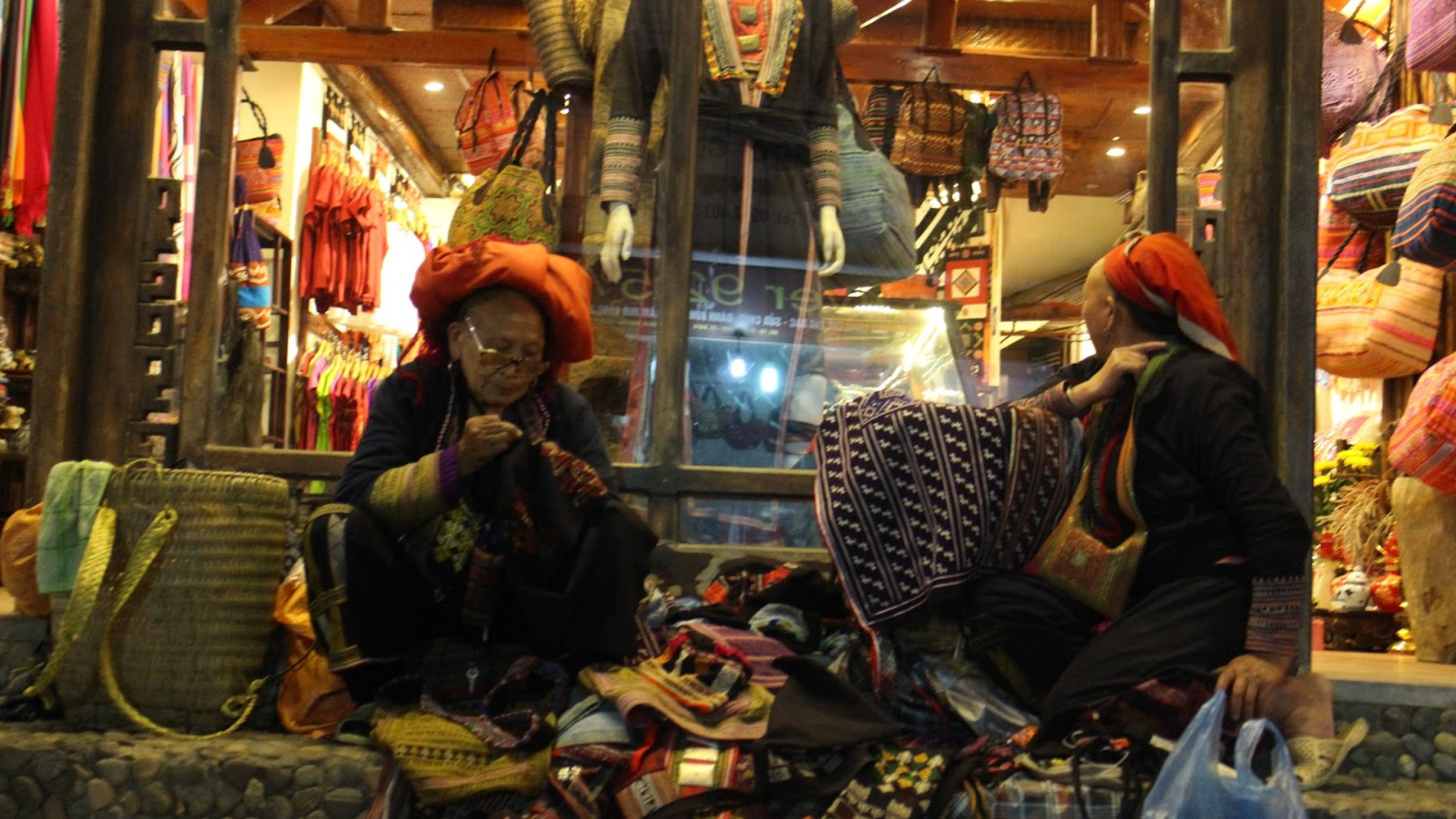 Sa Pa Night Market: Culinary Experience, Entertainment, and Culture 2026