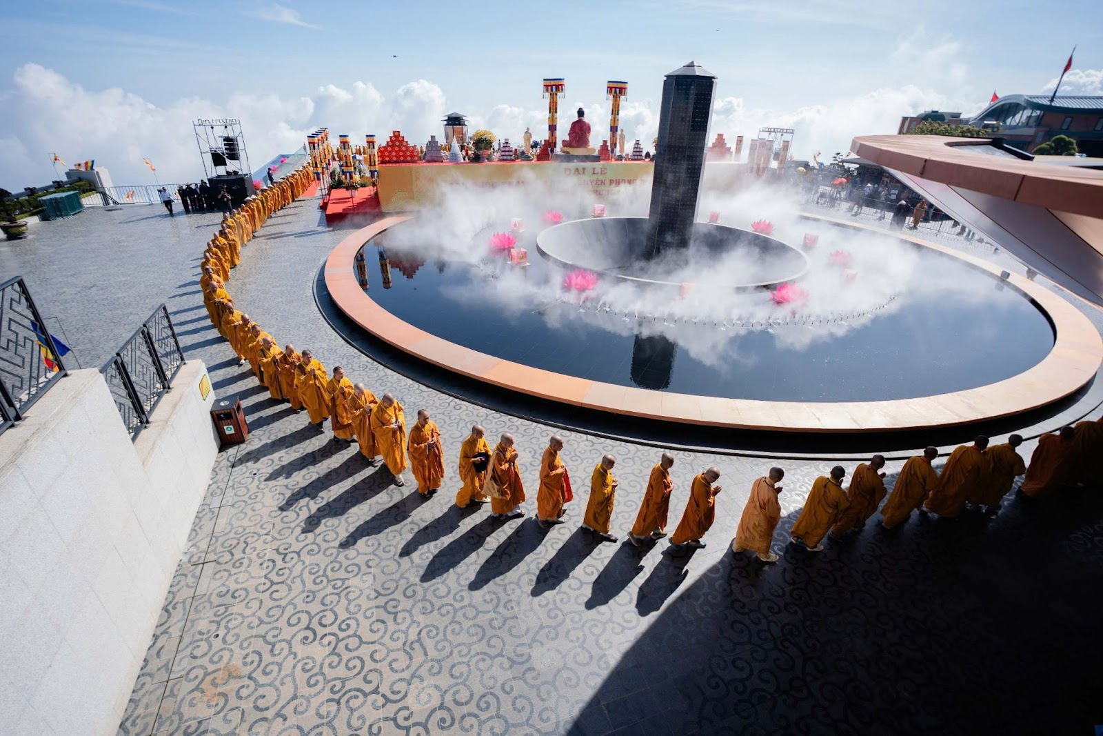 Hơn 500 Hoà thượng Tăng Ni tham dự Đại lễ cầu quốc thái dân an trên ...