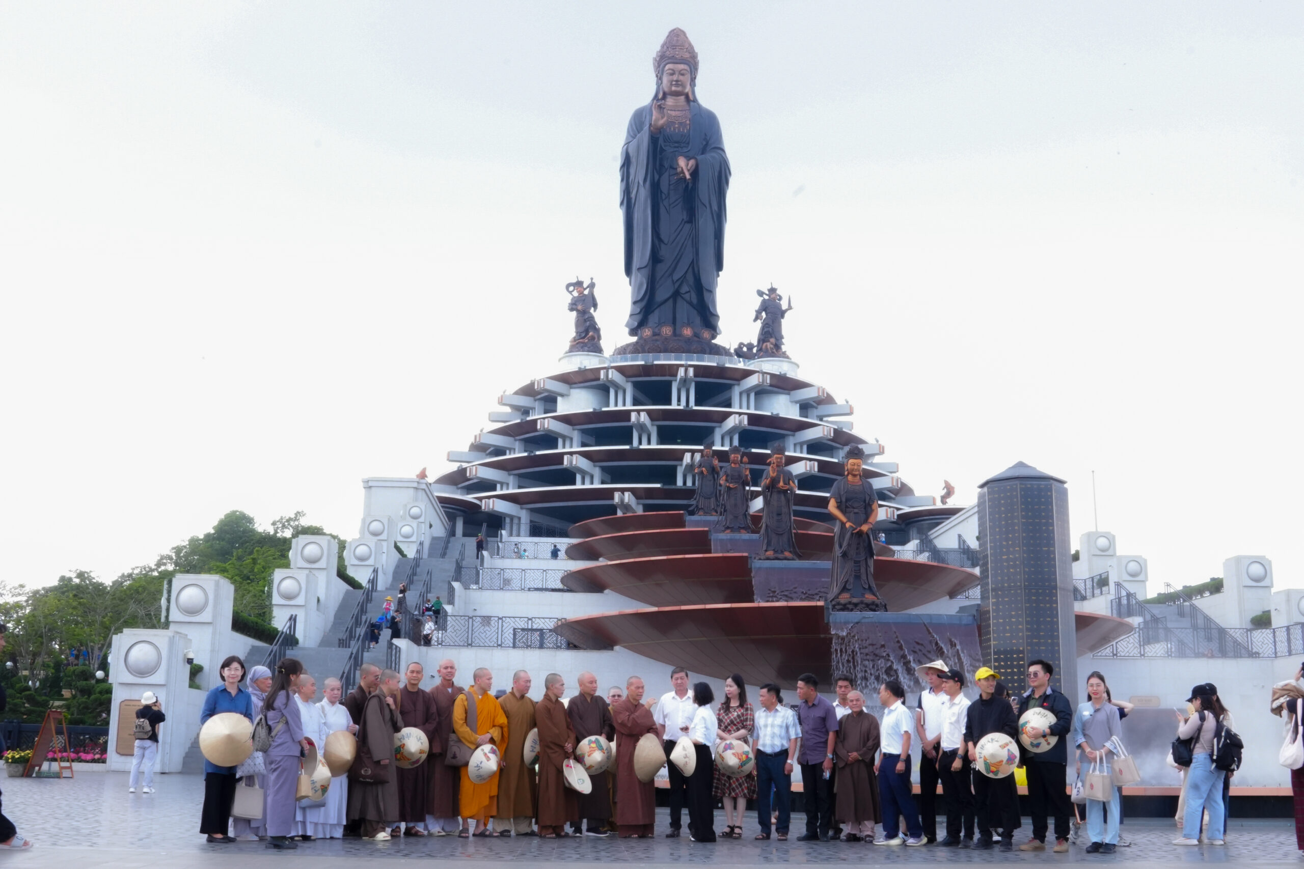 Núi Bà Tây Ninh – Điểm đến trong khuôn khổ Đại lễ Phật đản Liên Hiệp ...