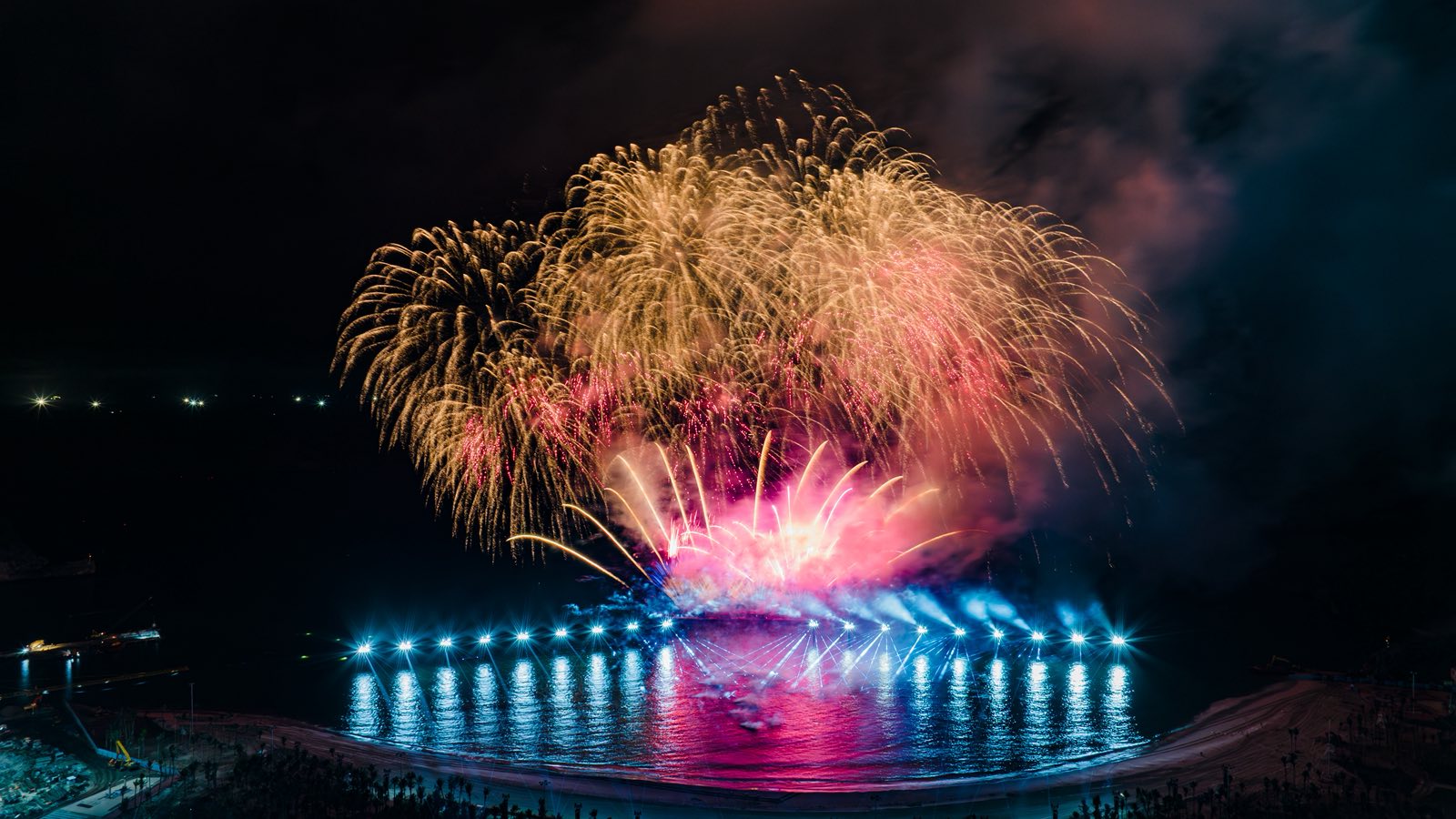 “Bản giao hưởng Đảo Xanh” xác lập hai kỷ lục thế giới trên biển – Sun ...